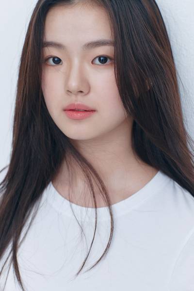 김시아 KIM SI A | BH Entertainment